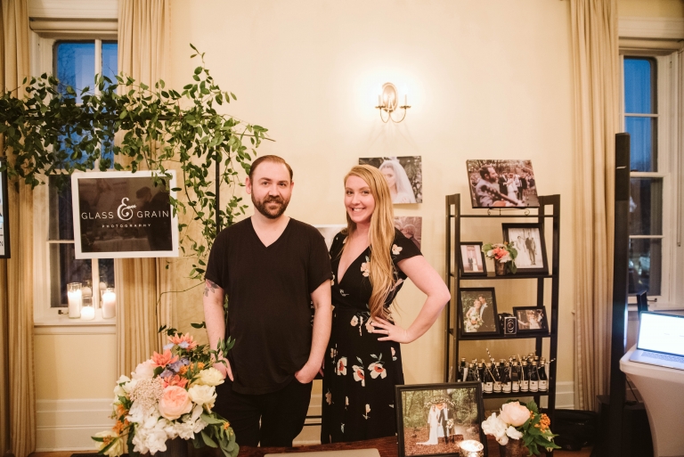 Meet Elise + Ian Healy of Glass & Grain Photography – Lakeshore in Love